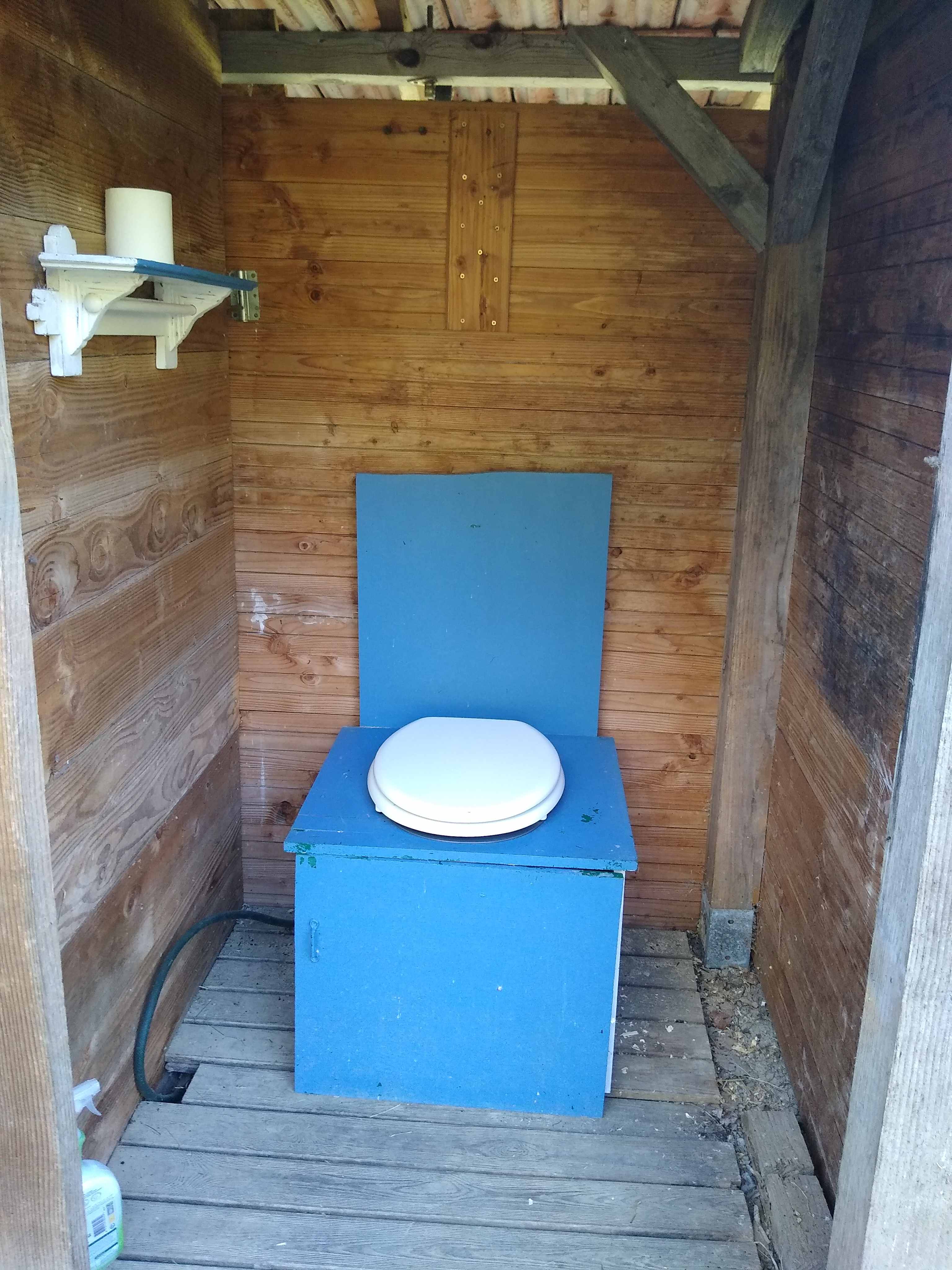 Composting loos and designer fire pits – The Olivia Rose Diaries